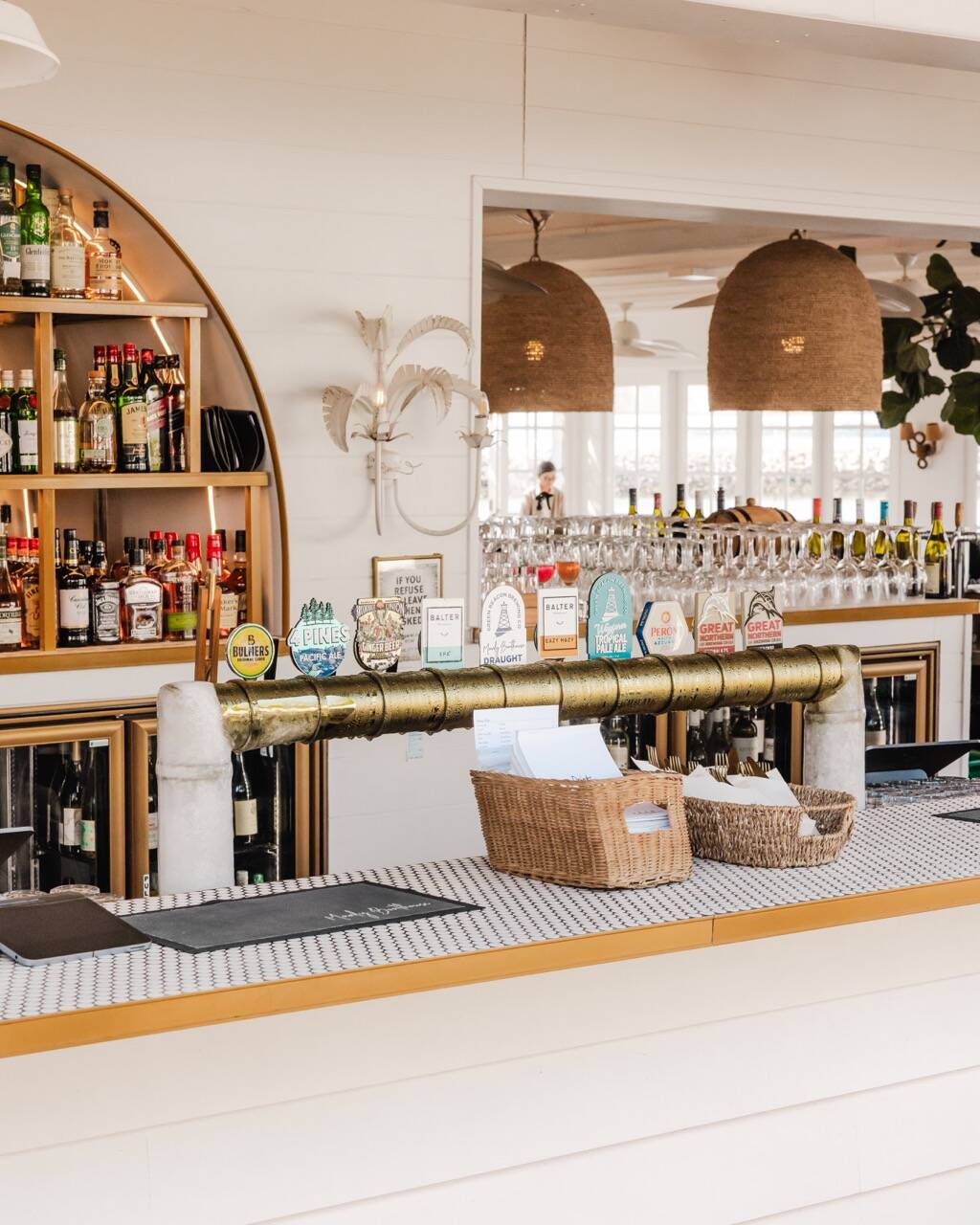 Outside Bar Dining | Manly Boathouse